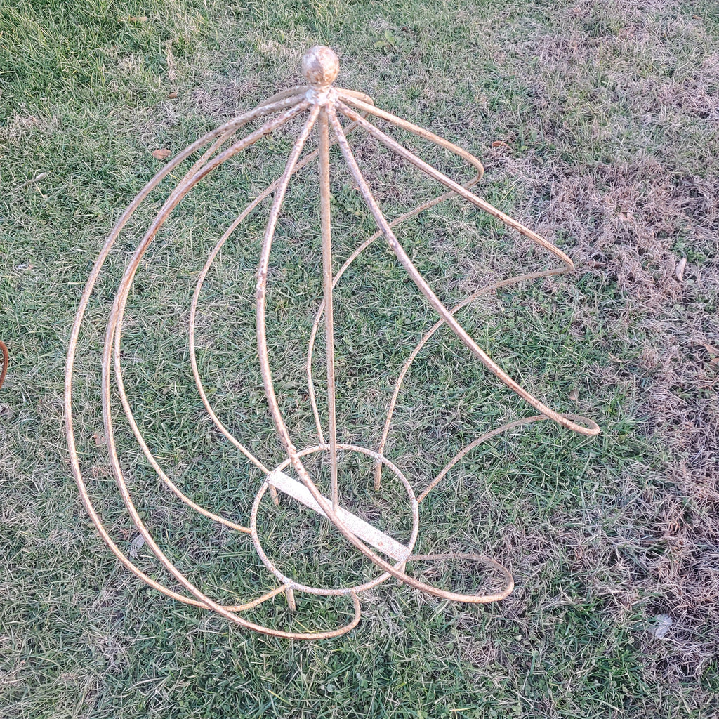 Twist Topiary with cast ball on top – Garden Iron and More