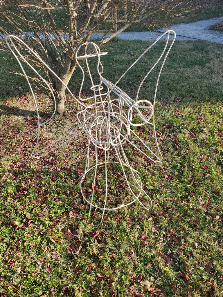 Wire Angel with Wings – Garden Iron and More