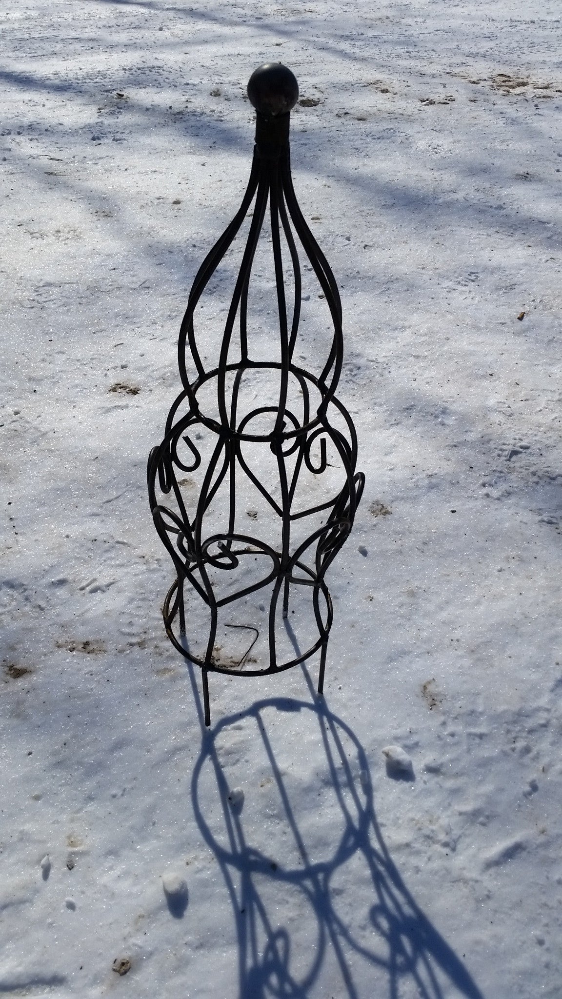 Miss Topiary with Ball – Garden Iron and More