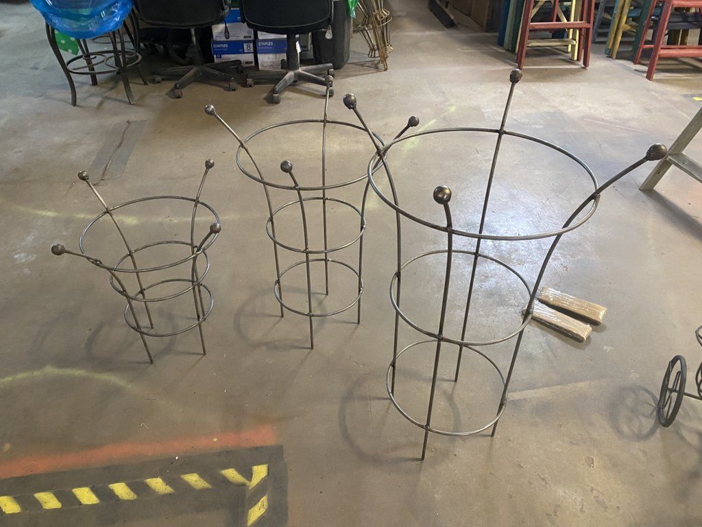 Bella Topiaries Iron Frames Plant Supports – Garden Iron and More